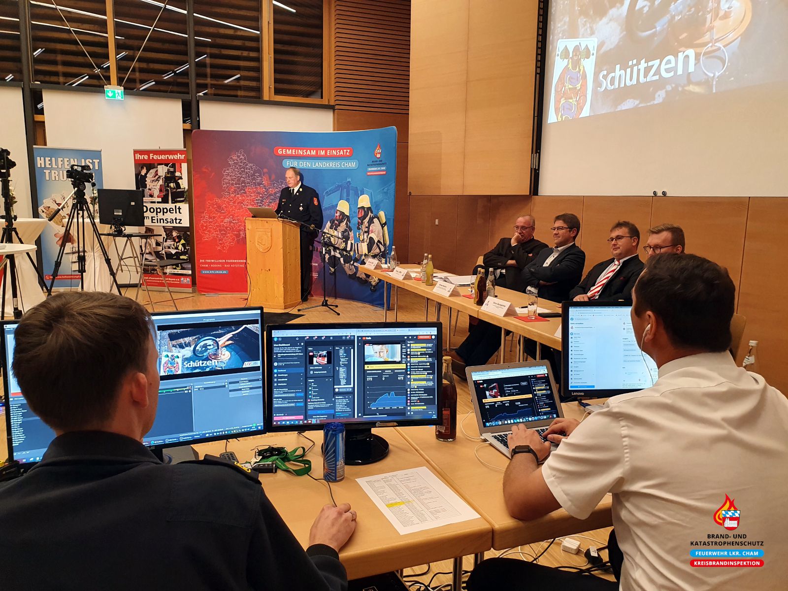 Jahreshauptversammlung des Kreisfeuerwehrverbandes Cham - Feuerwehr ...